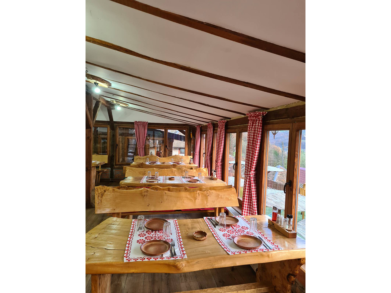 KONAK DOBRI POTOK, kongresni turizam Krupanj, kongresni turizam u ... KONAK DOBRI POTOK, kongresni turizam Krupanj, kongresni turizam u ...