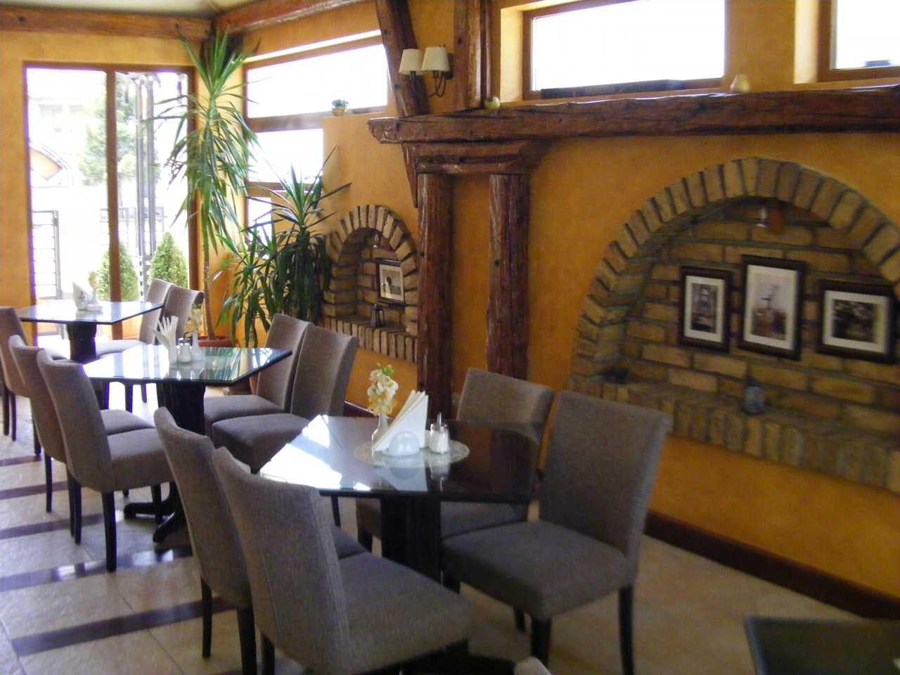 RESTORAN STARO MESTO, restorani Nova Pazova, restorani u Novoj Pazovi ...