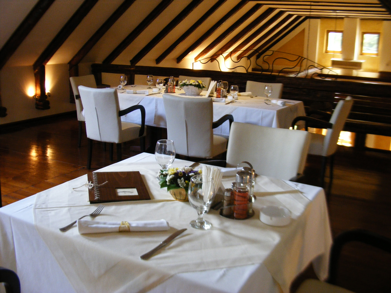 RESTORAN STARO MESTO, restorani Nova Pazova, restorani u Novoj Pazovi ...